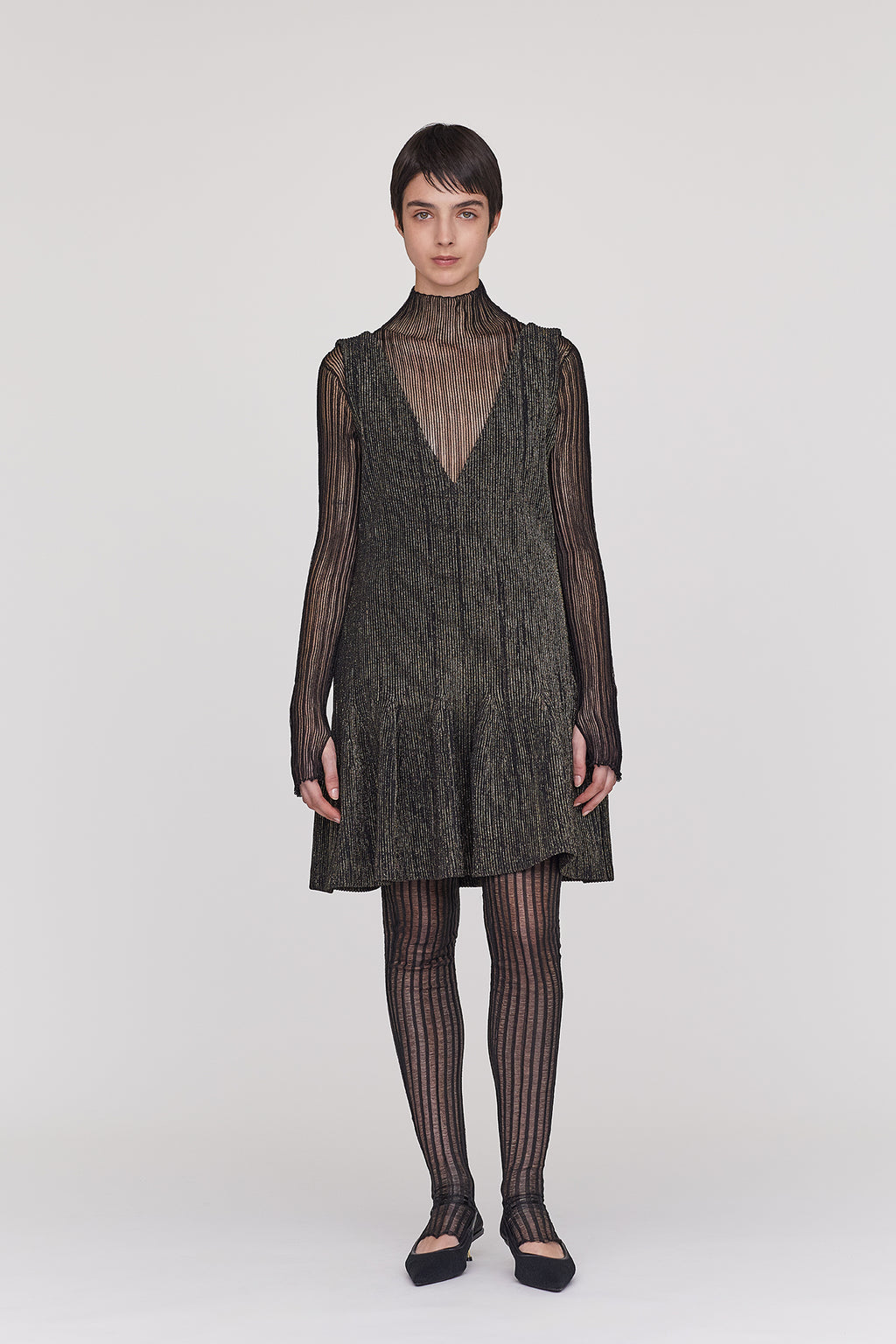 HYPHA V-NECK SLEEVELESS DRESS